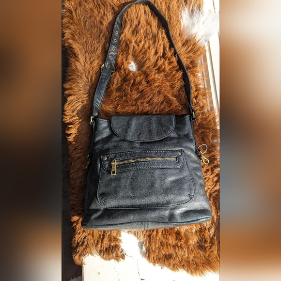 Stone Mountain Accessories | Bags | Stone Mountain Shoulder Bag | Poshmark